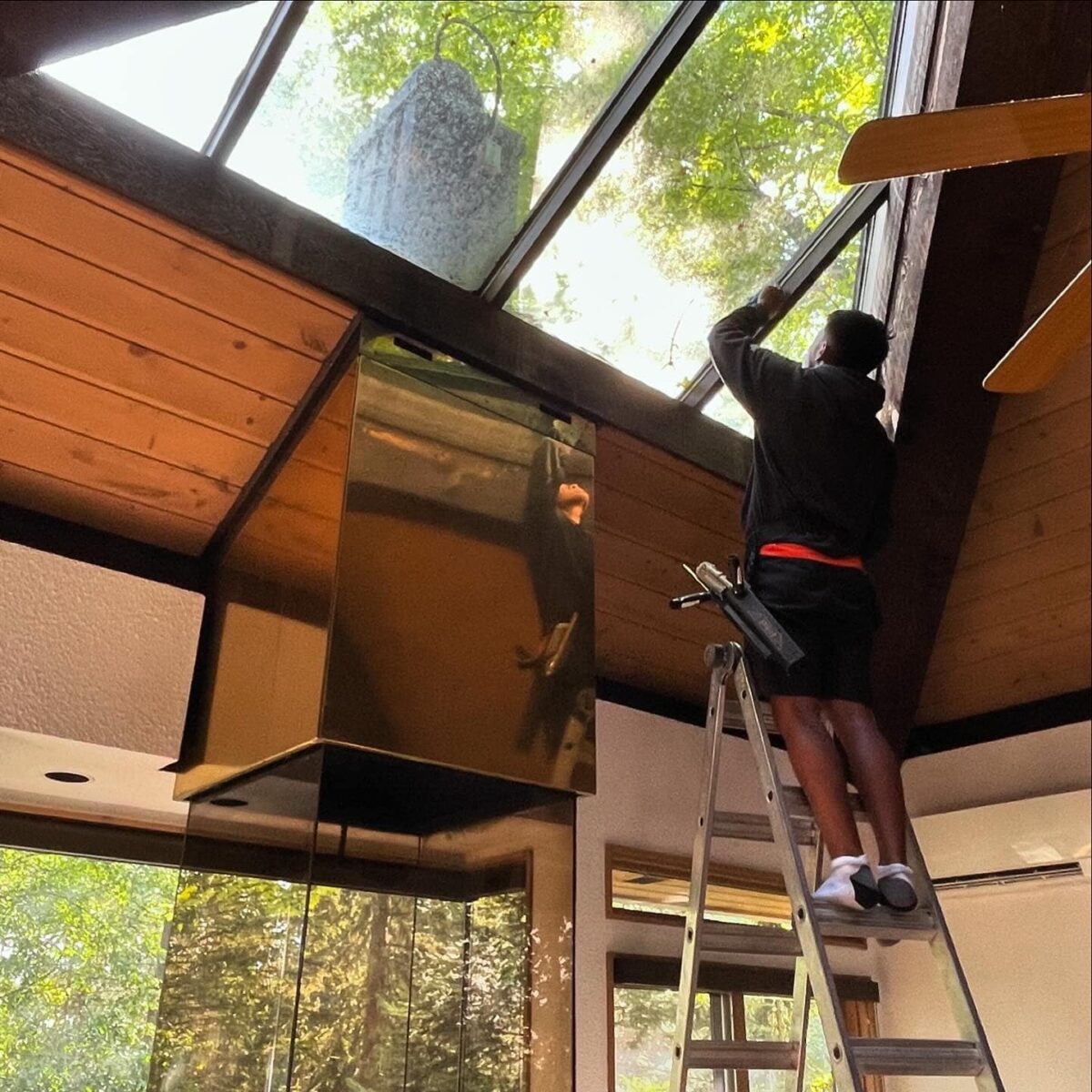 Cleaning Services - Lighthouse Windows and Cleaners